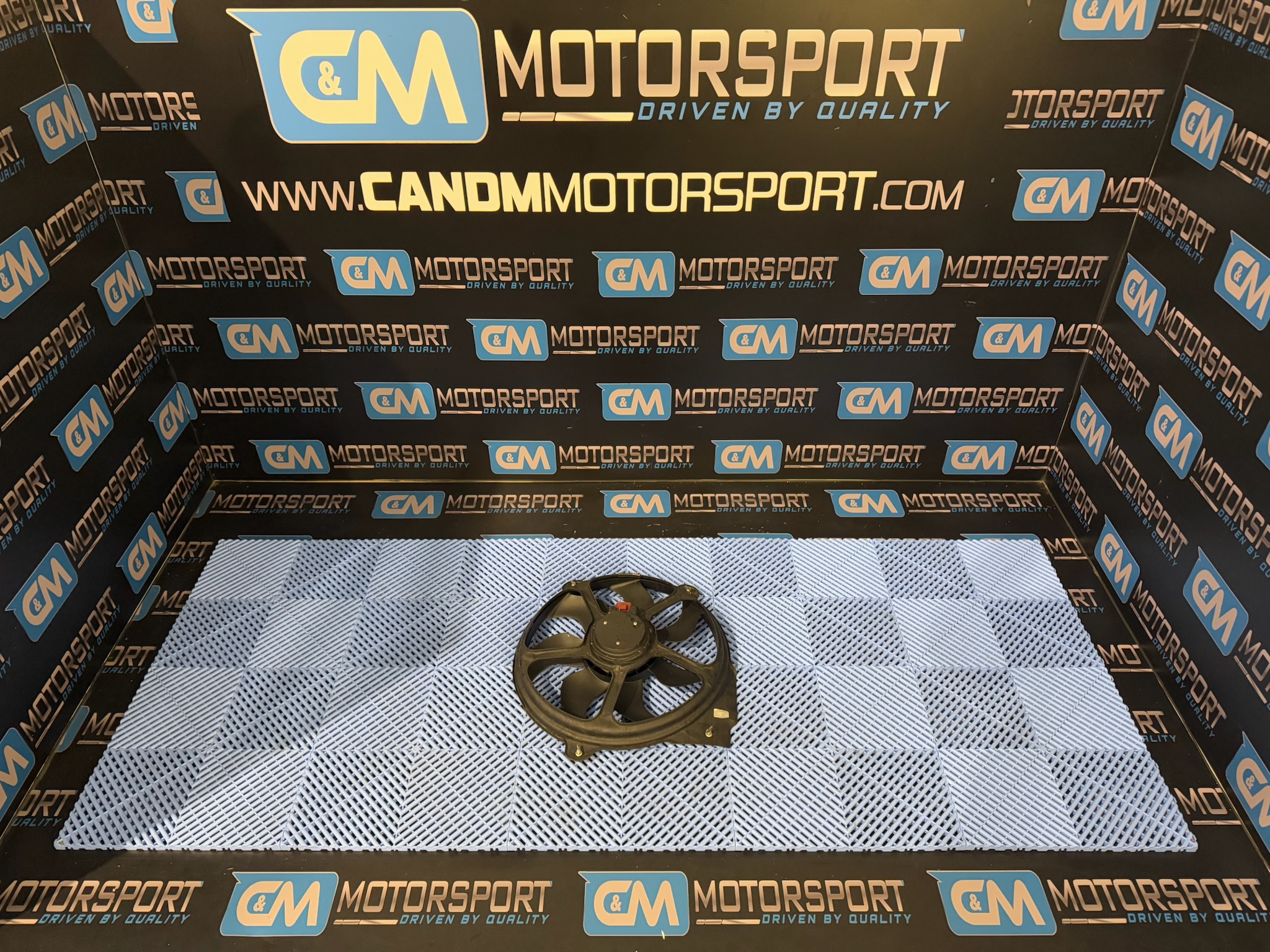 Ford Fiesta Rally2 Engine Radiator Fan complete with Duct / Fan Housing ...