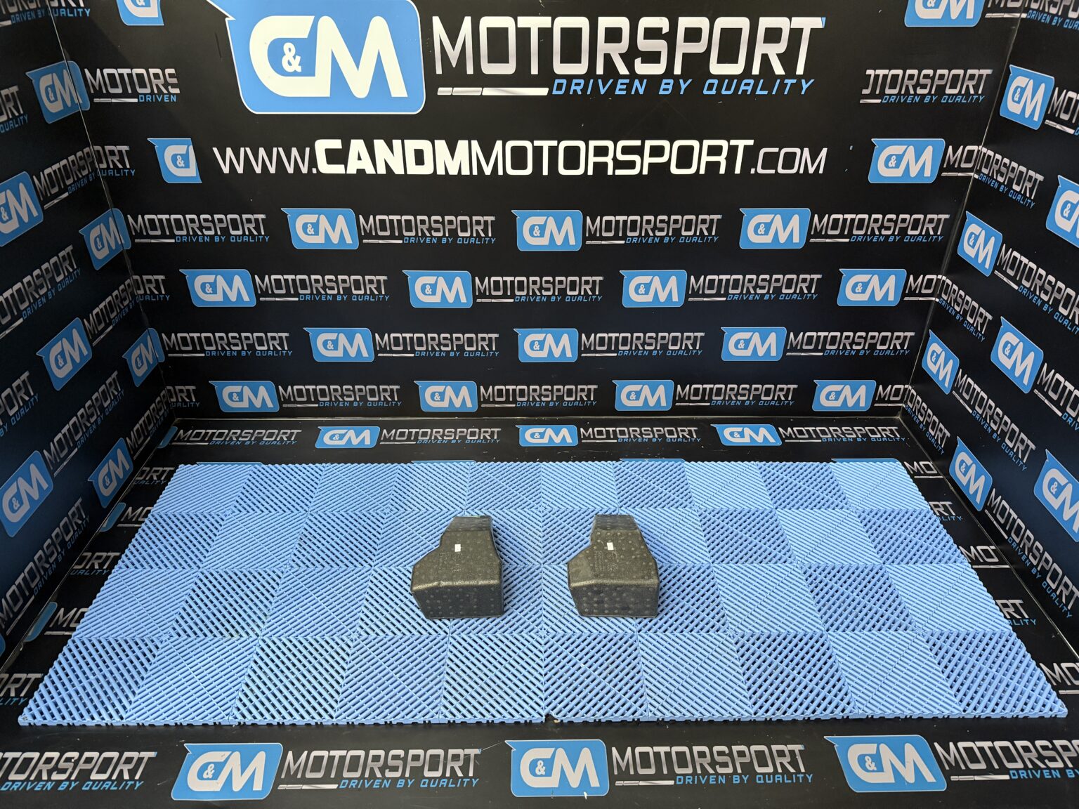 Škoda Defoelement co-driver head OMP HTE (Seat Wing > Door) | C&M ...